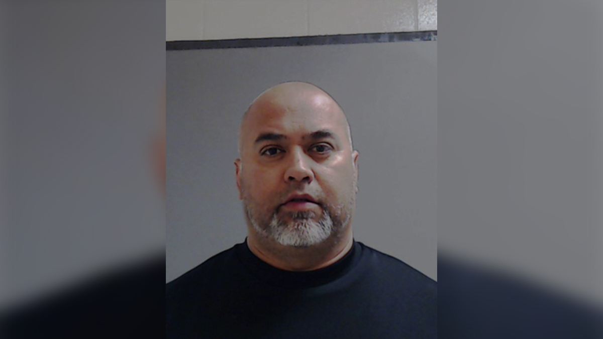 Acusan a exdirector de Parques de Elsa de indecencia con un menor ...