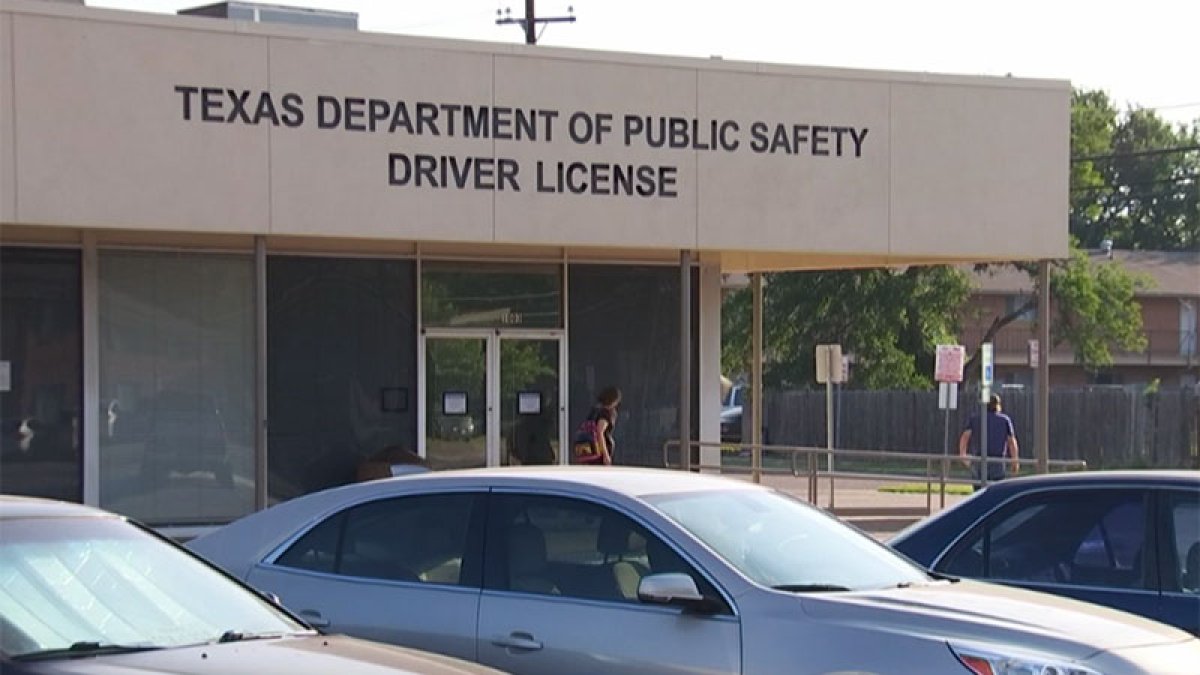 Texas extiende la fecha de renovación del registro de vehículos en ...