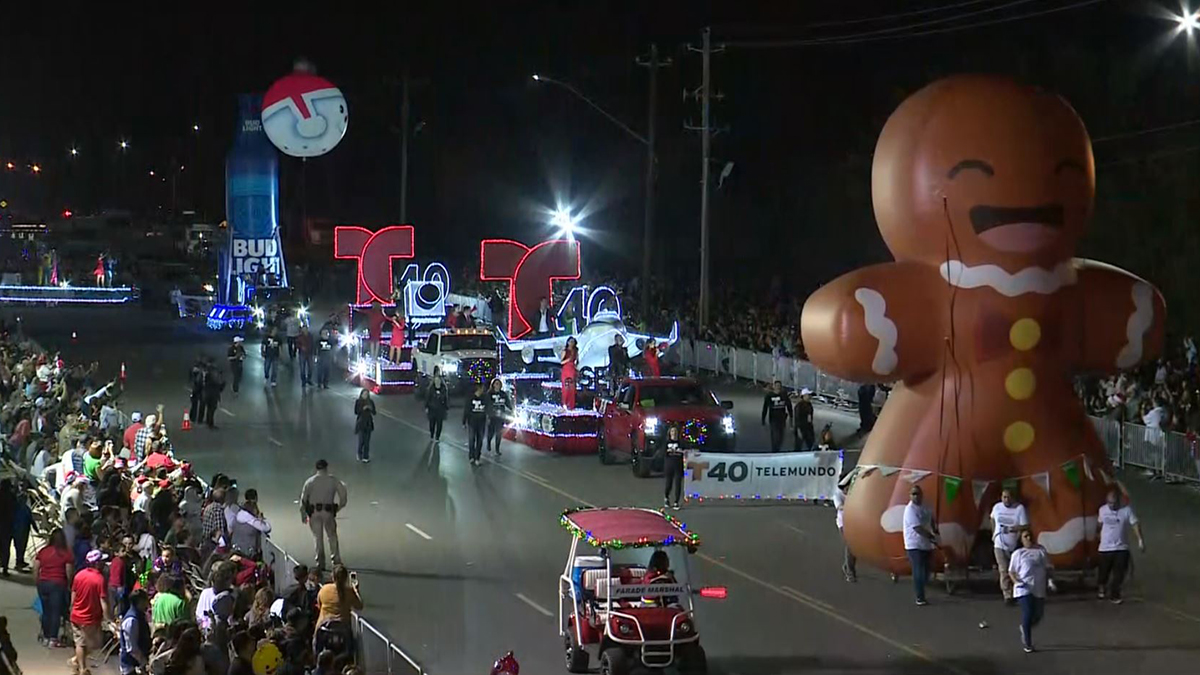 Calles cerradas por el desfile navideño en McAllen – Telemundo McAllen (40)