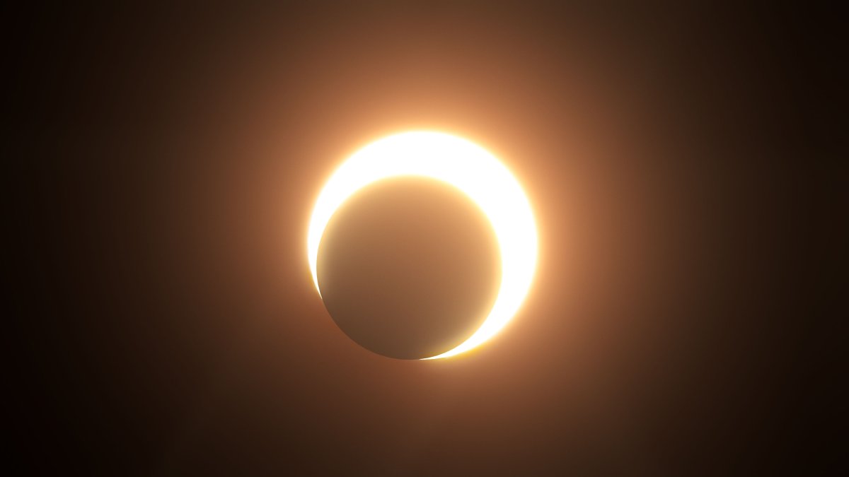 Las diferencias entre un eclipse anular y un eclipse total – Telemundo ...