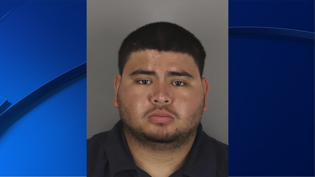 Mathew Martínez enfrenta cargos en caso de abuso infantil en Edinburg ...