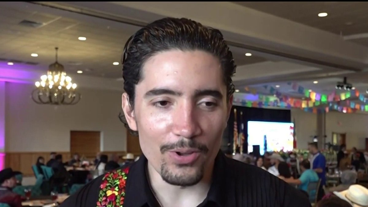 Brownsville honra al cantante Alex Fernández como Mr. Amigo 2026 ...