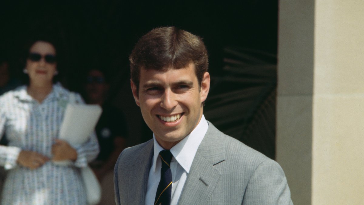 Quién es el príncipe Andrew y cómo quedó vinculado al caso Epstein ...